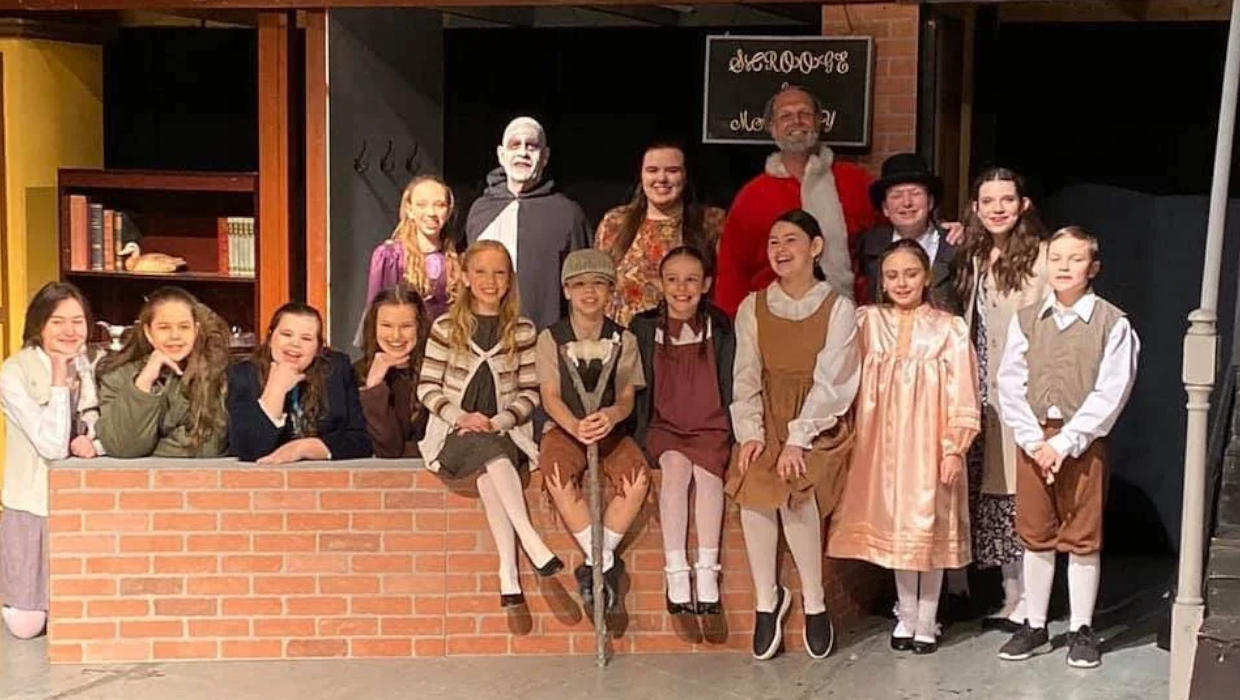 Deborah’s Stage Door Performing Arts Camps 2026 | Oakland County Moms